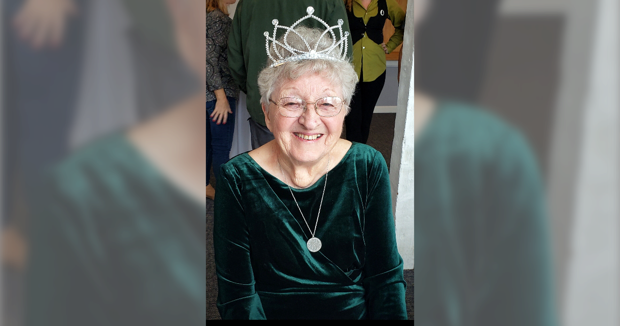 a4fd69e19706b72652f48dfcb1078c3d_Phyllis_Helton.png